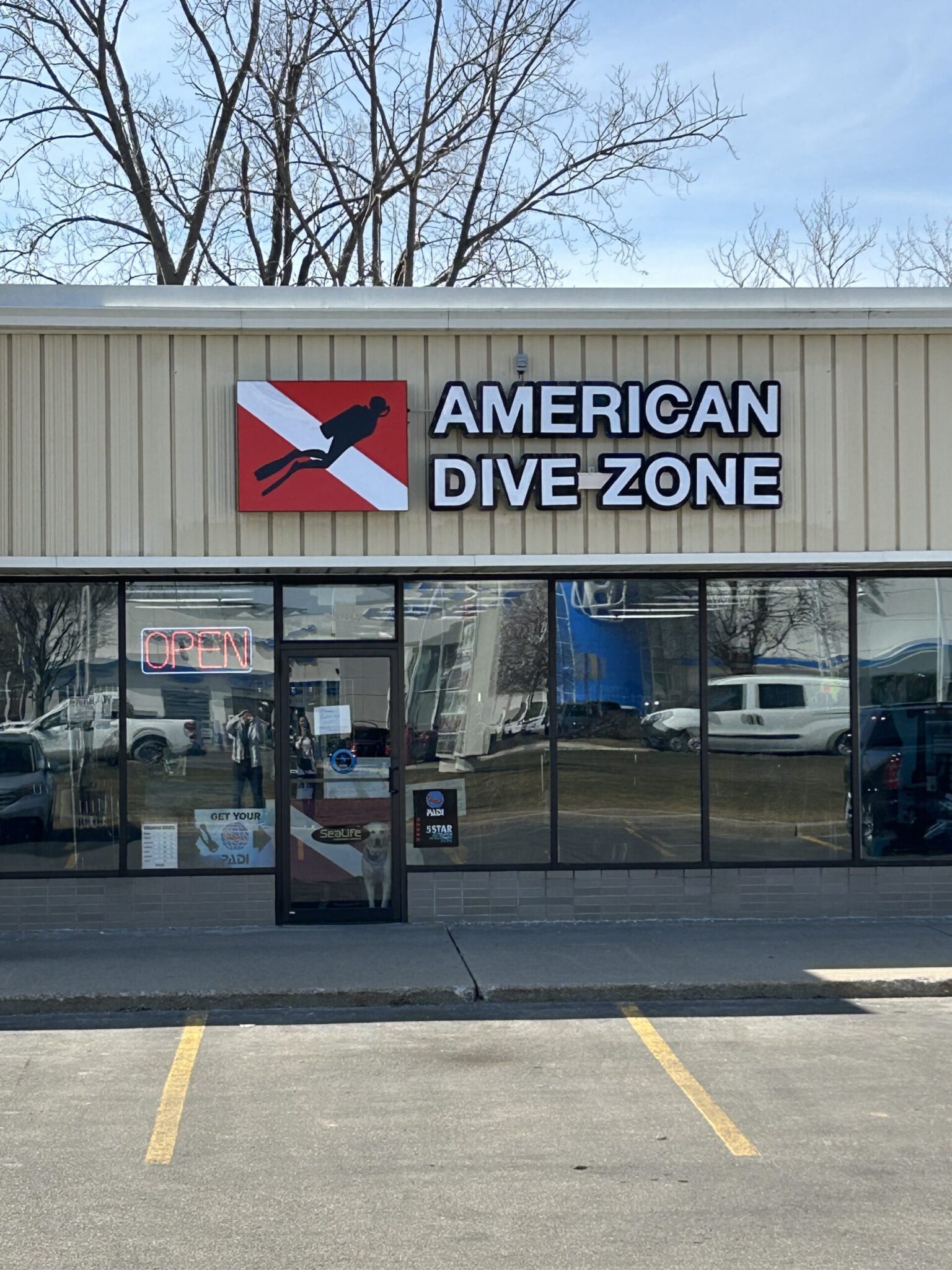 American Dive Zone